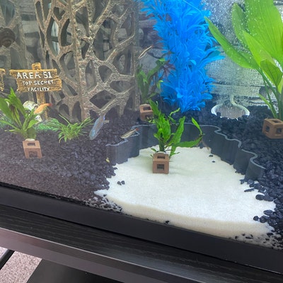 Nature-inspired Mumba Cave: Corner Hide for Terrarium & Aquarium Pets ...