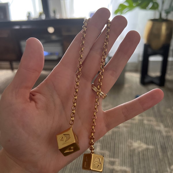 Stainless Steel Smuggler's Golden Dice - Scoundrel Gambler Rogue - Gold ...