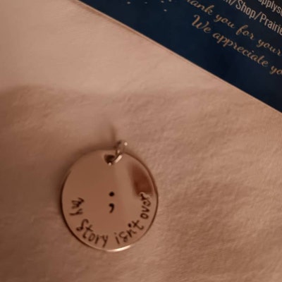 Magnetic Heart Shaped Glass Memory Locket Keychain, Magnetic Close ...