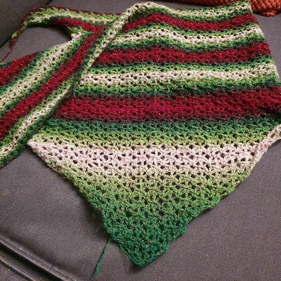 Crochet Shawl DK Yarn Cake Crochet Shawlette Easy Pattern PDF - Etsy