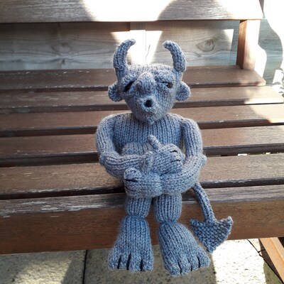 CHRISTMAS ROBIN REDBREAST Toy Knitting Pattern by Georgina Manvell ...