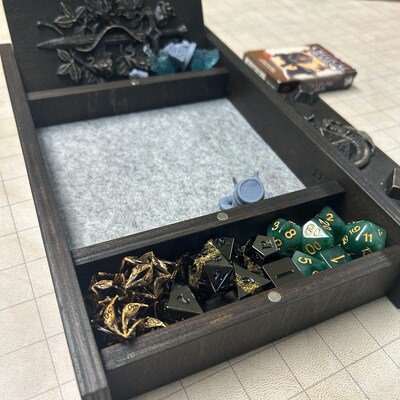 DND Class Wooden Dice Box, Dice Storage Dungeons and Dragons, Dice Case ...