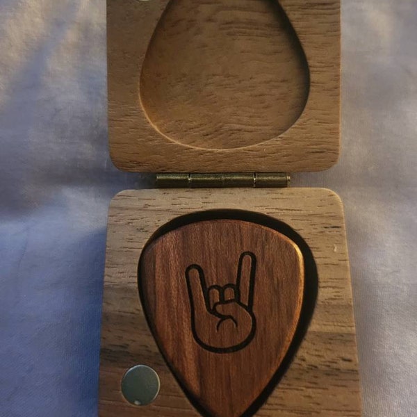 Personalized Unique Guitar Pick Case With Music Note , Custom Engraved ...