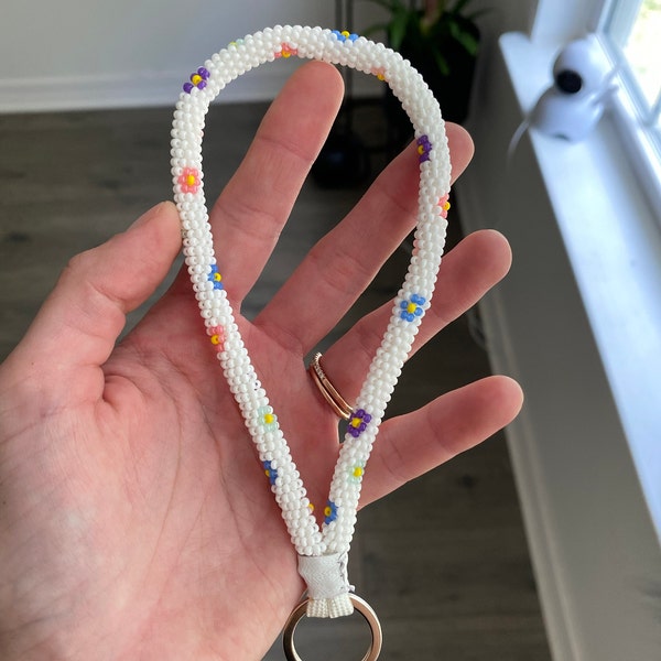 Beaded Sunflower Key Chain, 8” Wristlet Beaded Keychain, Beaded ...