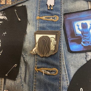 Sadako Enamel Pin - Etsy