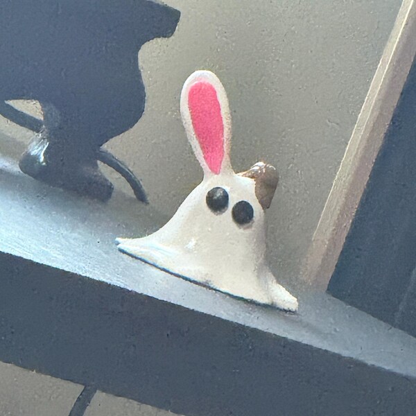 Adopt an Alien, Spooky Cryptid Gift Idea, Halloween Decoration, Cute ...