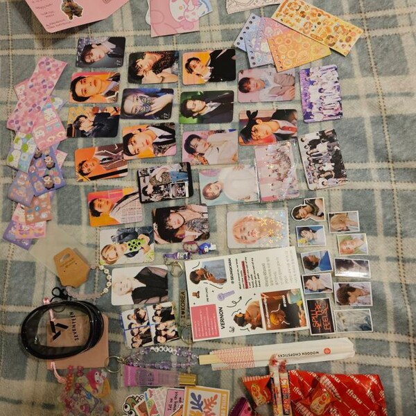 Kpop Box Gift for Kpop Fans Handmade Accesories K-pop Merch - Etsy