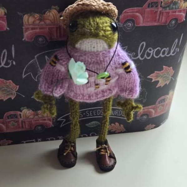Cute Green Frog With Sweater,froggie Frog Crochet,amigurumi Frog ...