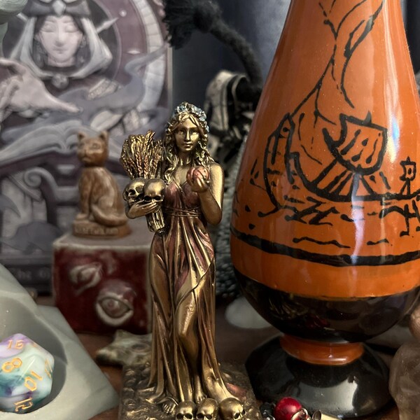 Greek Goddess Hera Full Altar, Hera Statue Mini, Chalice, Hera Offering ...