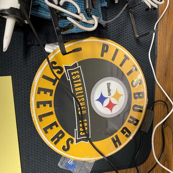 12" Diameter Pittsburg Steelers Officially Licensed Pro Football Sign ...