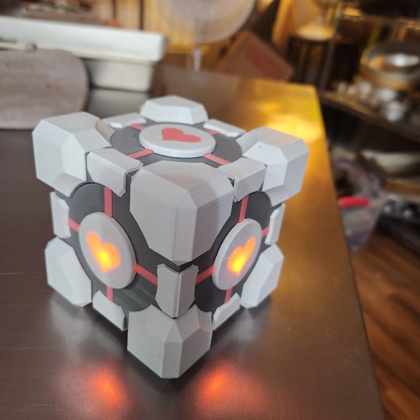 Portal Companion Cube - LED Light-up Gift Box, Decor, Gaming Prop ...