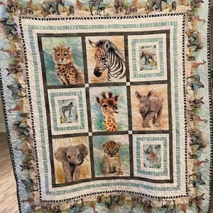 World of Susybee Sweet Bees 10in Squares, 42 Pieces TSQ0449 - Etsy