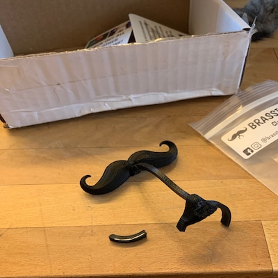 Clarinet-stache by Brasstache Clip-on Mustache for Clarinet - Etsy