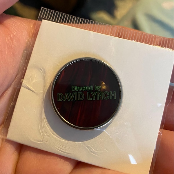 Directed by David Lynch Metal Lapel Pin Badge 25mm (twin Peaks, Dale ...