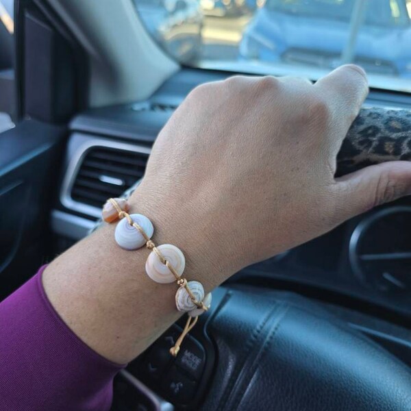 Hawaiian Genuine Hebrew Cone Shell and Jade Gemstone Adjustable ...