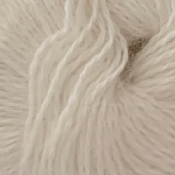 Angora Yarn for Knitting 100%, Angora White Angora, Fluffy Yarn 25 Gram ...