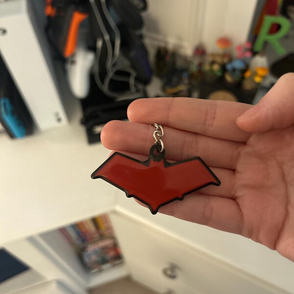 Red Hood Logo / Emblem Keychain From the Comics Character - Etsy