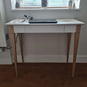 Small Narrow Writing Desk Minimalitic Desk MIMO - Etsy