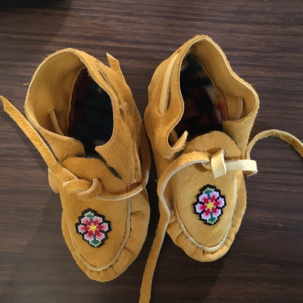 Beaded Red Hand Barrette - Etsy