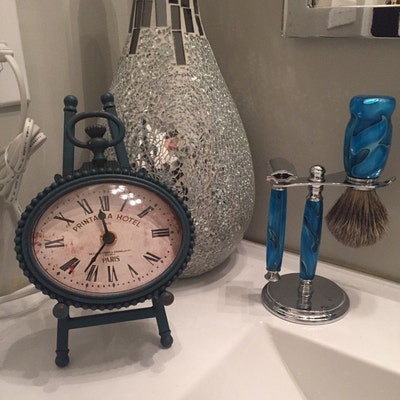 Handmade Shaving Stand Walnut Safety Razor Stand and - Etsy