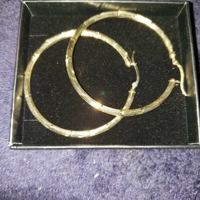 Cute Solid 14K Yellow Gold Cherub Thinking Angel Round Shaped Medallion ...