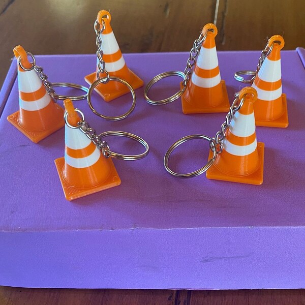 3D Printed Traffic Cone Keychain - Etsy