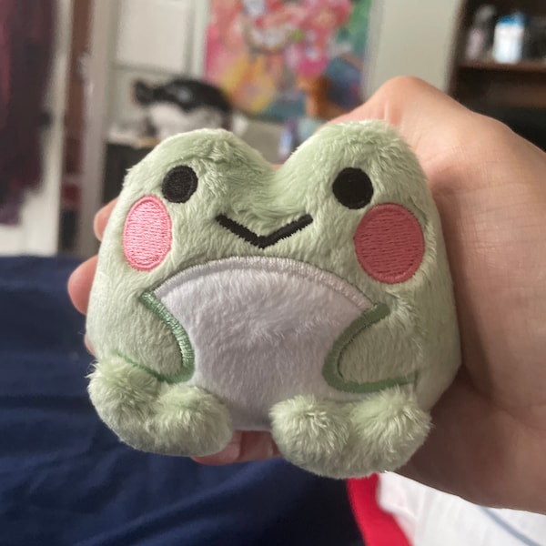 Froggy Plush - Etsy Canada