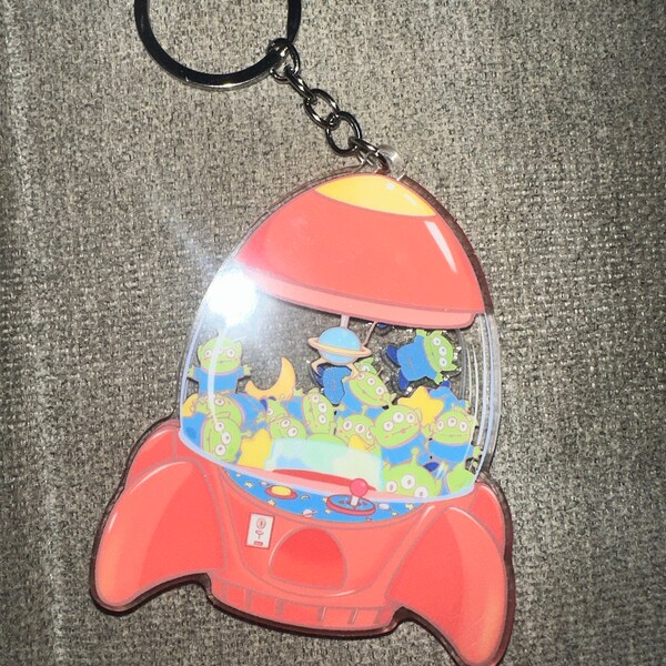 The Claw Shaker See Through Acrylic Keychain/ Toy Story Alien Disney ...