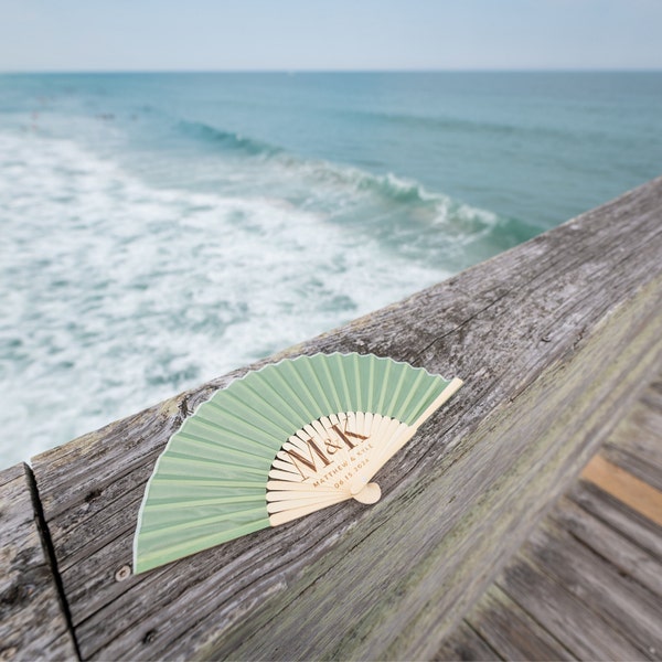 Personalized Custom White Fabric Fans Wedding Party Favors Gifts Guests ...