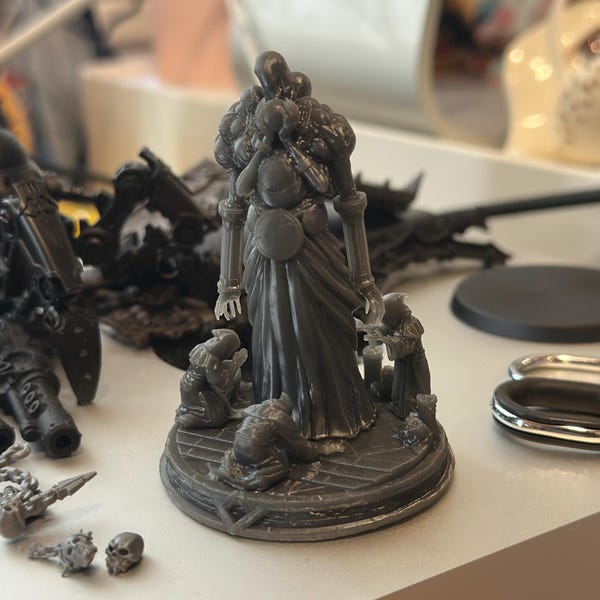 Female Cambion Winged Demon Miniature for Painting | Nyxara, Demon of ...