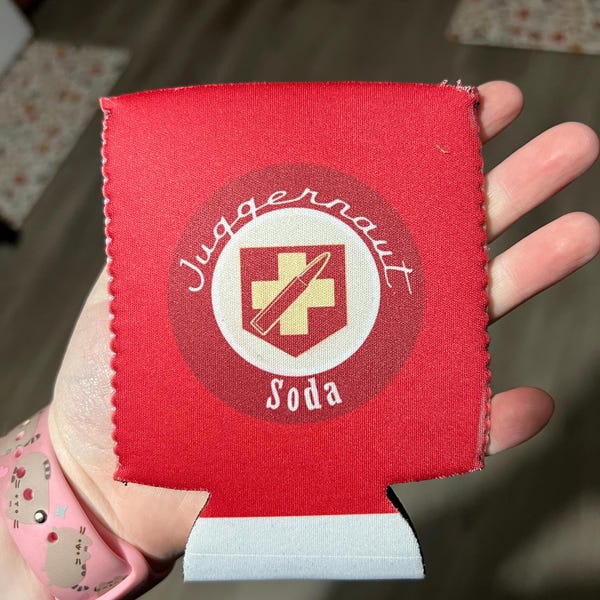 Call of Duty Zombies Mule Kick Perk Can Sleeve Gamer Gift Insulated ...