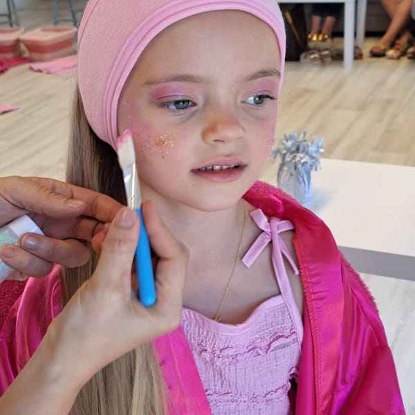 Pamper Party Gift Set for Girls | Beauty Pamper Set for Girls ...