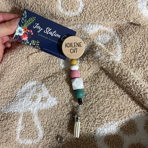 Personalized Badge Reel // Silicone Beaded ID Badge Holder // Office ...