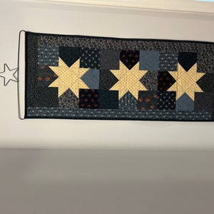 Shamrock Irish Chain Table Runner - Etsy