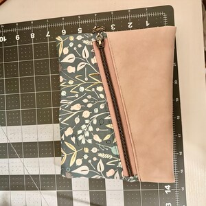 Round Wing Zipper Pouch PDF Sewing Pattern - Etsy