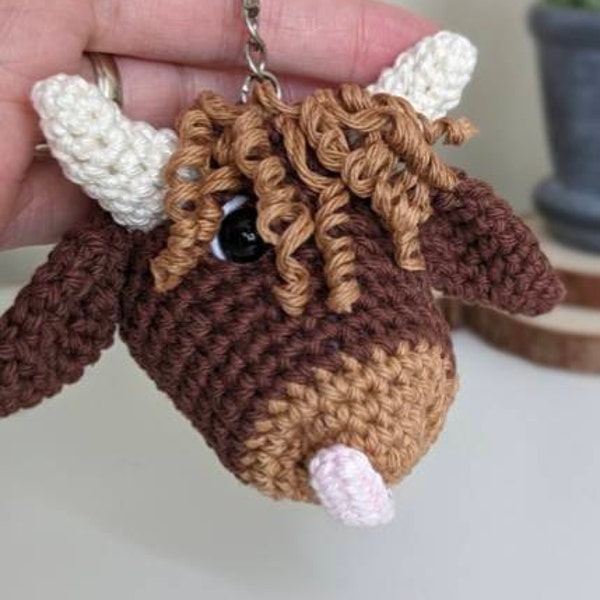 Handmade Crochet Hot Chilli Keyring or Bag Charm | Red and Green ...
