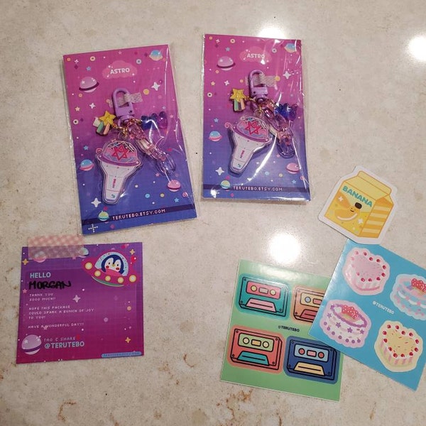 ASTRO Kpop Keychain / Astro Keychain Lightstick Acrylic Group for Phone ...