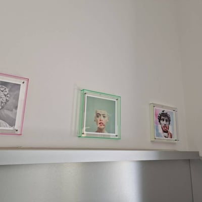 Acrylic Transparent and Dazzling Color Frame, Color Transparent Display ...