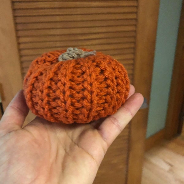 Daisy Flowers 3D Crochet Table Runner, Table Runner Crochet, Daisy ...