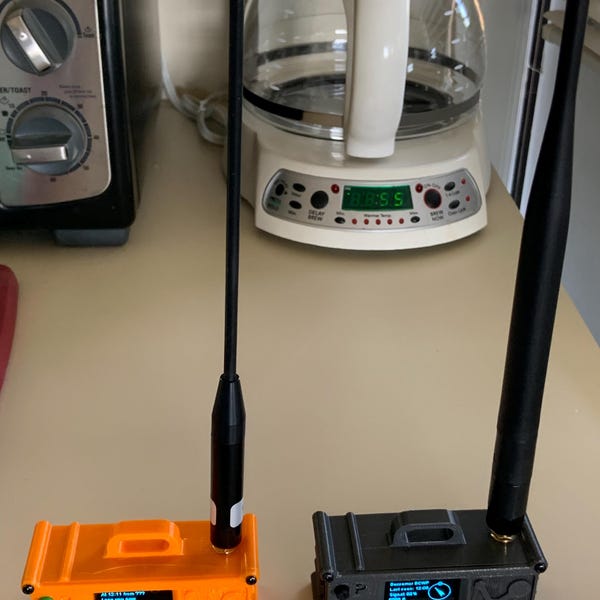 Heltec V3 Complete Device Running Meshtastic in Compact Case With 1000 ...
