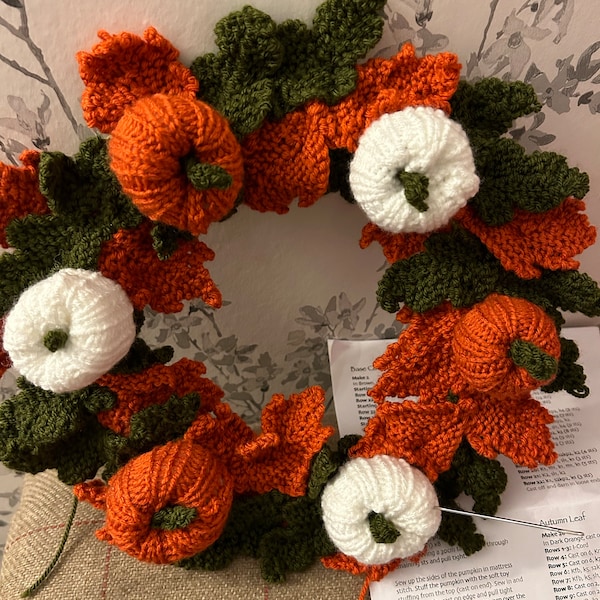 Autumnal Pumpkin Squash Wreath Knitting Pattern - Etsy