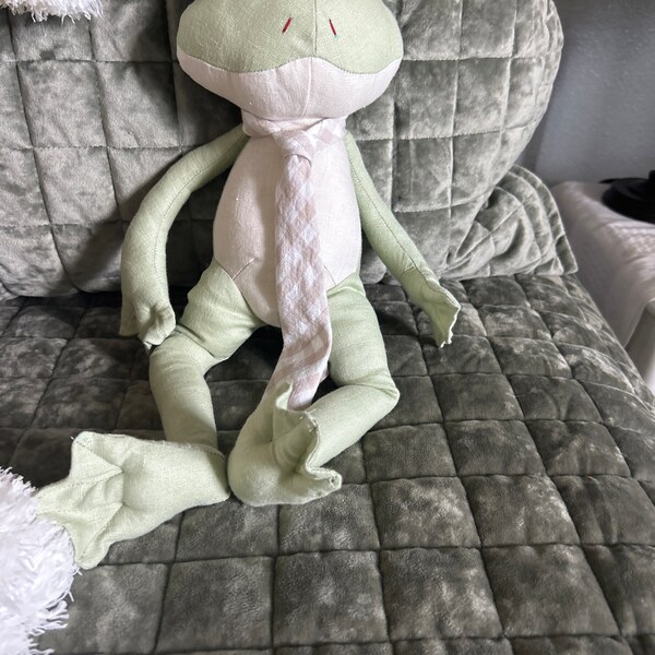 Stuffed Frog - PDF Sewing Pattern & Tutorial | Stuffed Animals | Plush ...