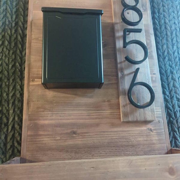 Rustic Address Sign With Planter Box and Solarlight. Wood Address Sign ...