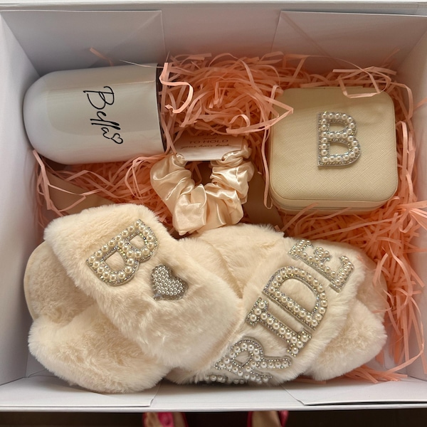 Luxury Bride Gift Box Set, Future Mrs Gift Box,personalized Bridal ...