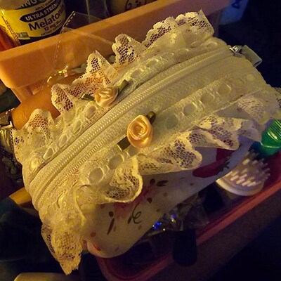 Coquette Pink Gingham Lace Zip-up Pouch With Bow Detailing - Etsy