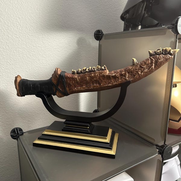 Chief Hopper Hawkins Police Badge and Name Tag Prop Replica From ...