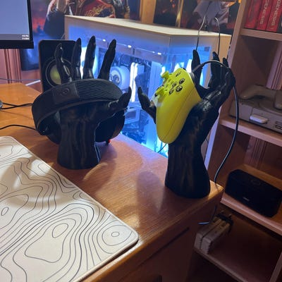 Green and White VHS Horror Movie Rental Sticker Wall Plaque VHS Movie ...