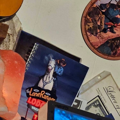 The Neon Box, 10 Blank Neon Art-themed Notecards, Envelopes in Clear ...