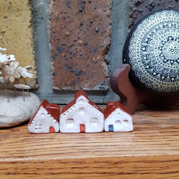 Handmade Ceramic Magnets Handmade Ceramic Brooches Refrigerator Magnets ...