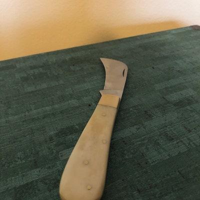 Hand BOLINE Bolline Sickle Herbalist Tool Druidic Ritual Druid ...